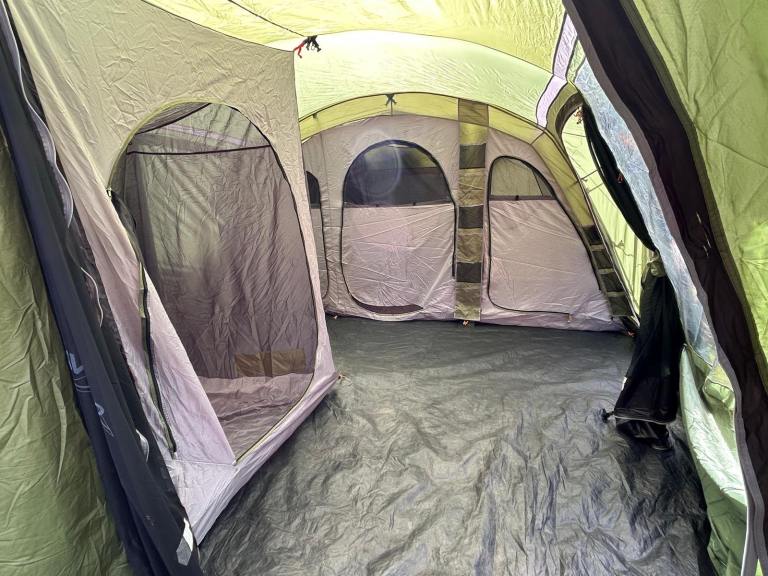 Large Family Tent – Green, Good Condition | in Dawlish, Devon | Gumtree
