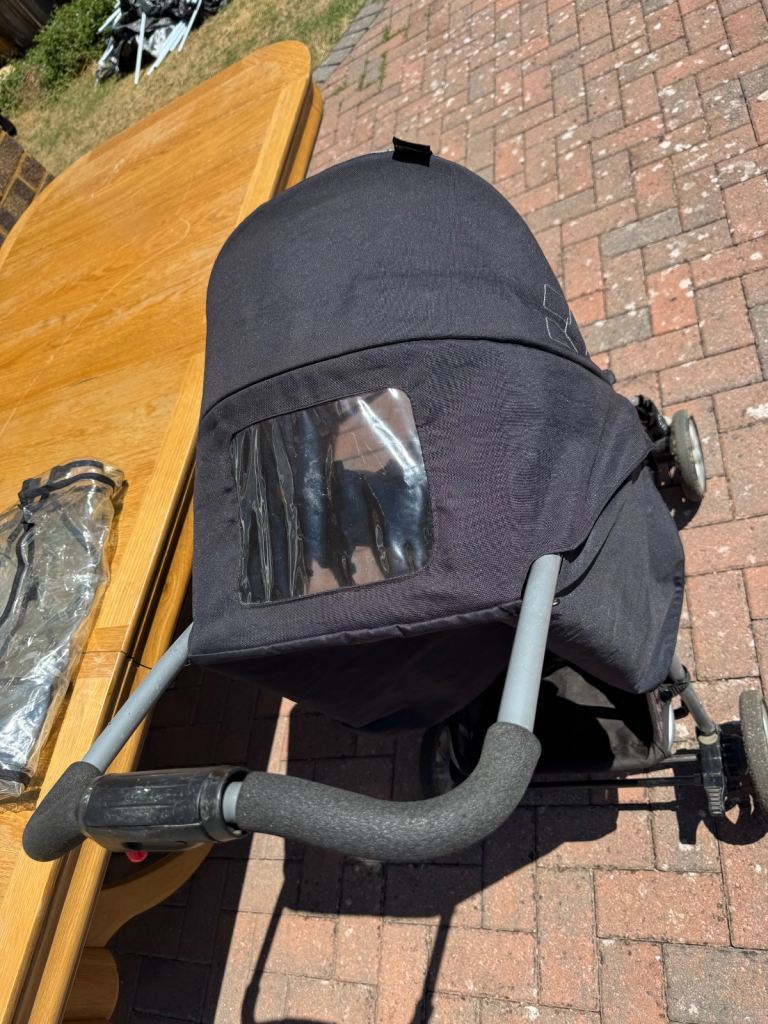 Graco mirage pram buggy | in Luton, Bedfordshire | Gumtree