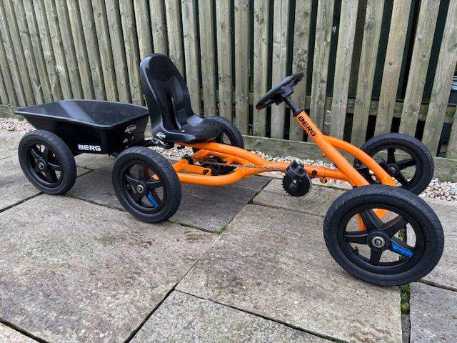 BERG Buddy kids go-kart and trailer - excellent condition - adjustable ...