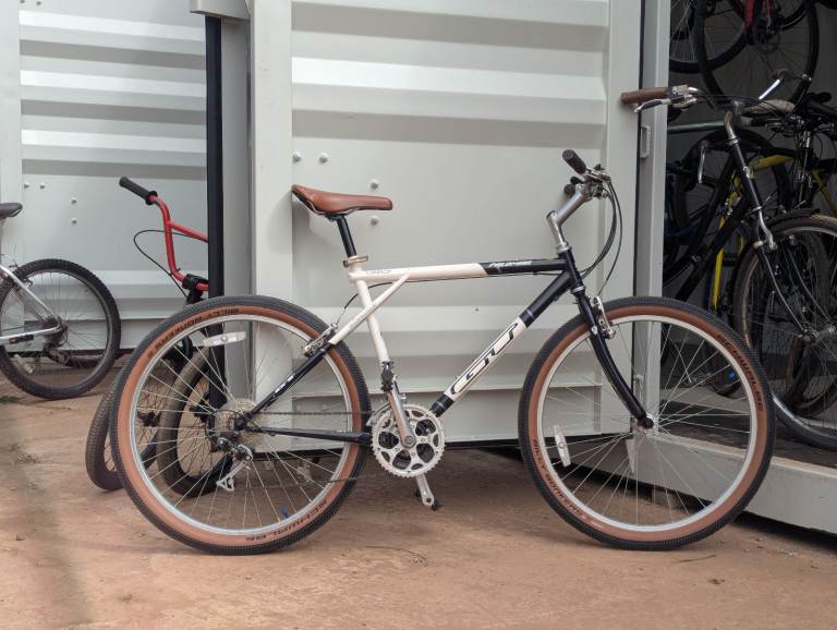Custom build GT restomod gravel mountain bike Bristol UpCycles | in ...