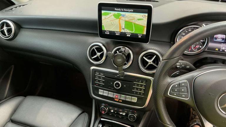 2016 Mercedes-Benz A-Class 2.1 A200d Sport (Premium) Hatchback 5dr ...