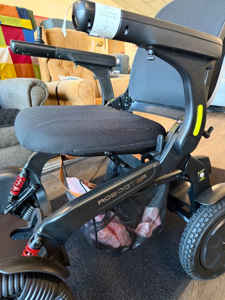 Robooter E60 Smart All-Terrain Electric Wheelchair – Lightweight ...