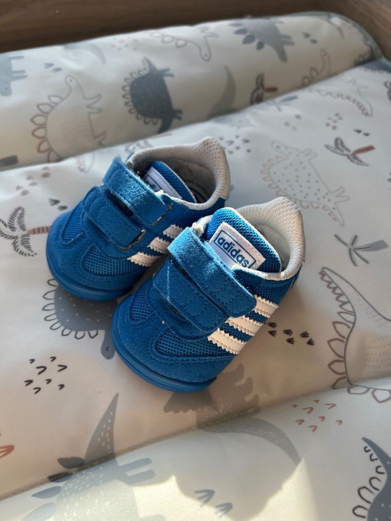 Adidas Crib Baby Trainers Shoes, £15.00 for Sale in Cambuslang, Glasgow ...